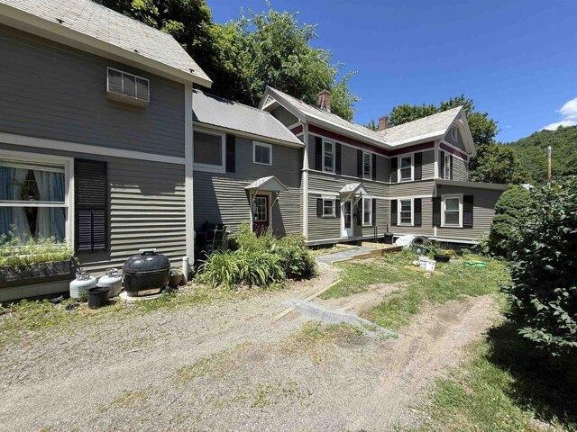 house with 6 bedroom, Brattleboro VT DS104079427