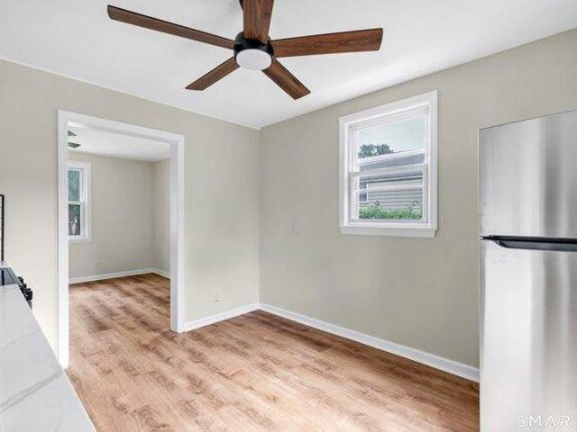house with 6 bedroom, Bridgeport CT DS104263775