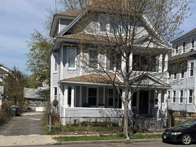 house with 6 bedroom, Bridgeport CT DS104297806