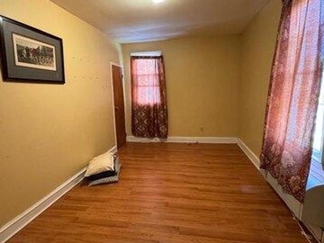 house with 6 bedroom, Bridgeport CT DS104351690