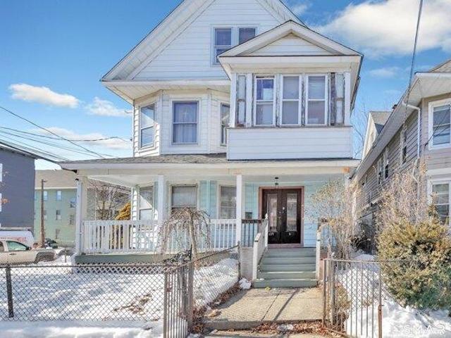 house with 6 bedroom, Bridgeport CT DS102345848