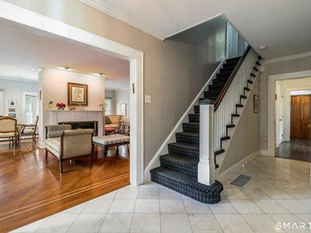 house with 6 bedroom, Bridgeport CT ES104480562