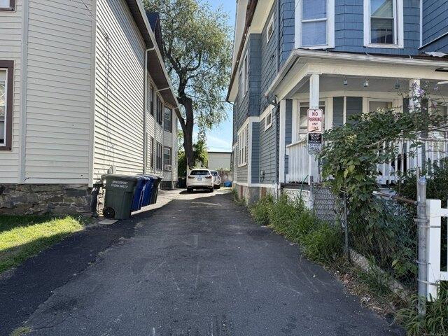 house with 6 bedroom, Bridgeport CT ES103184904