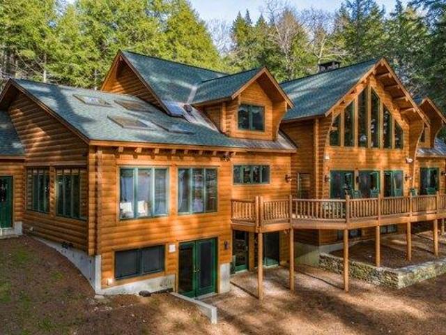 house with 6 bedroom, Bridgton ME ES103102433
