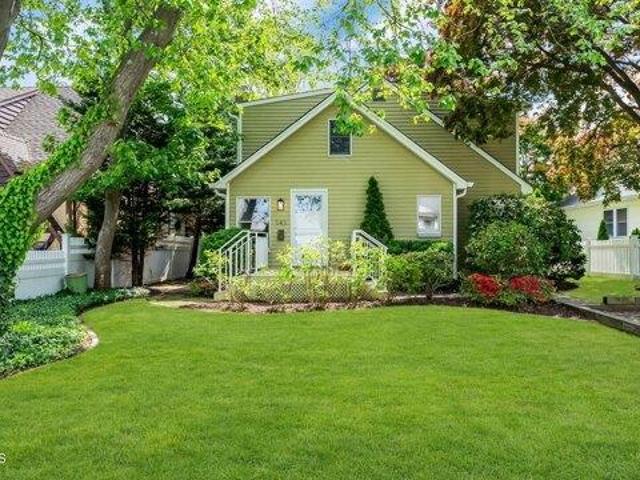 house with 6 bedroom, Brielle NJ DS102779271