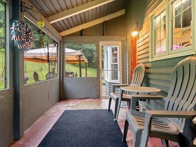 house with 6 bedroom, Bristol NH ES104407809