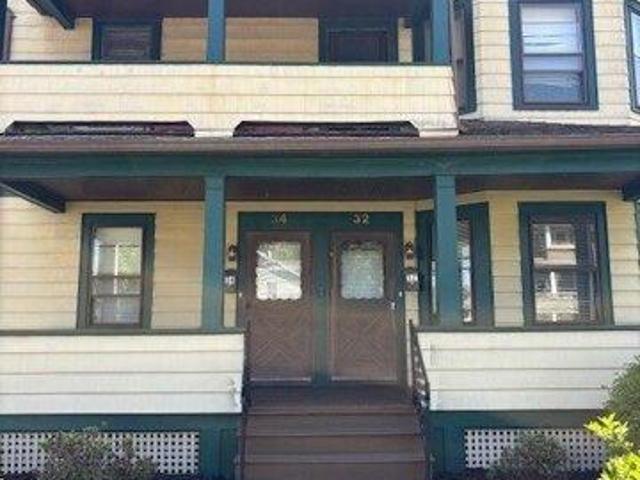 house with 6 bedroom, Bristol CT DLS102446733