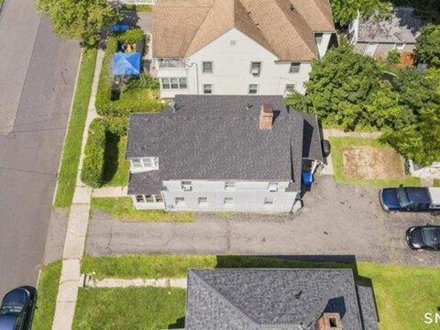 house with 6 bedroom, Bristol CT ES104850739