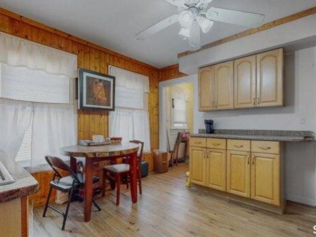 house with 6 bedroom, Bristol CT ES105156155