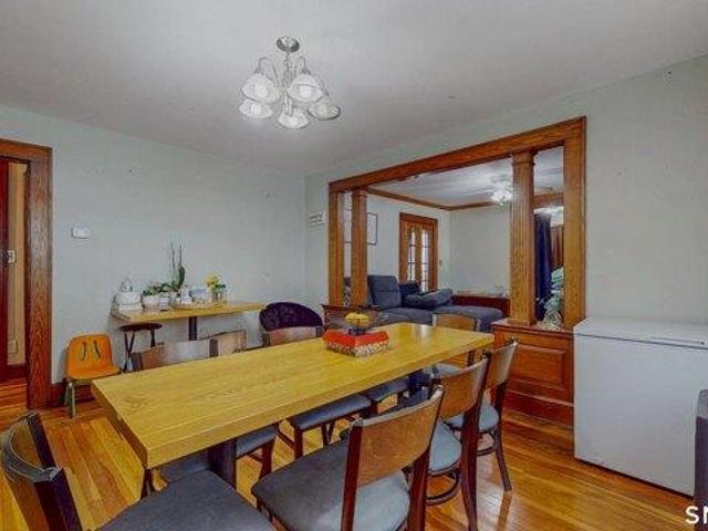 house with 6 bedroom, Bristol CT ES105207596