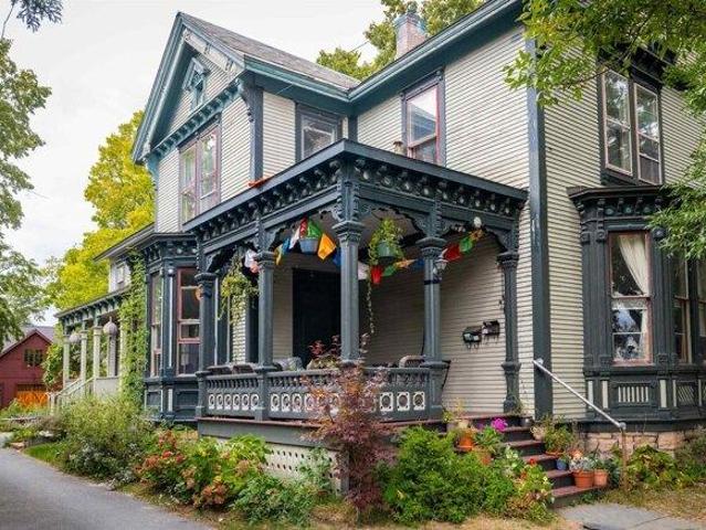 house with 6 bedroom, Burlington VT DLS100433570