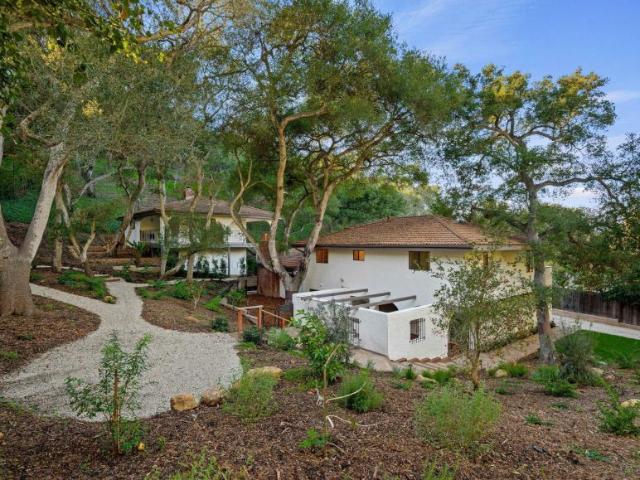 house with 6 bedroom, CA CA DS101055232