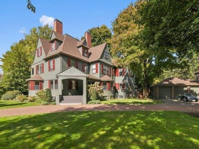 house with 6 bedroom, Cambridge MA ES88431355