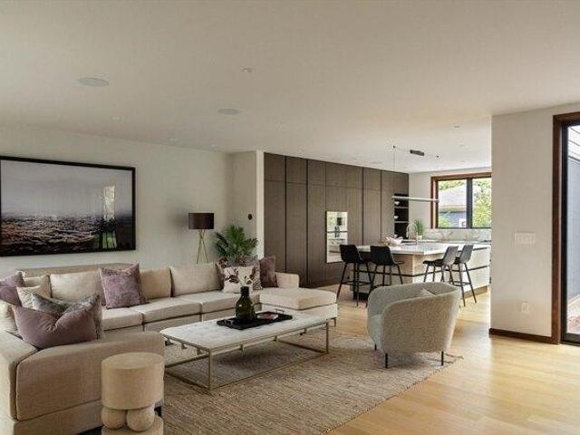 house with 6 bedroom, Cambridge MA ES104571186