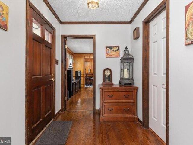 house with 6 bedroom, Capon Bridge WV DS103601717