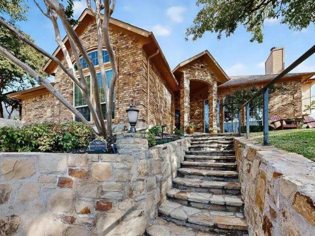 house with 6 bedroom, Carrollton TX DLS100973090