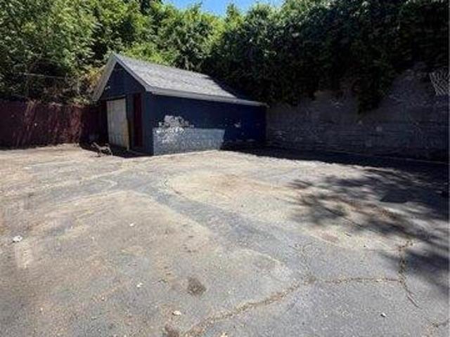 house with 6 bedroom, Central Falls RI ES104568064