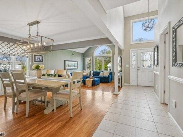 house with 6 bedroom, Cedar Grove NJ ES103071393