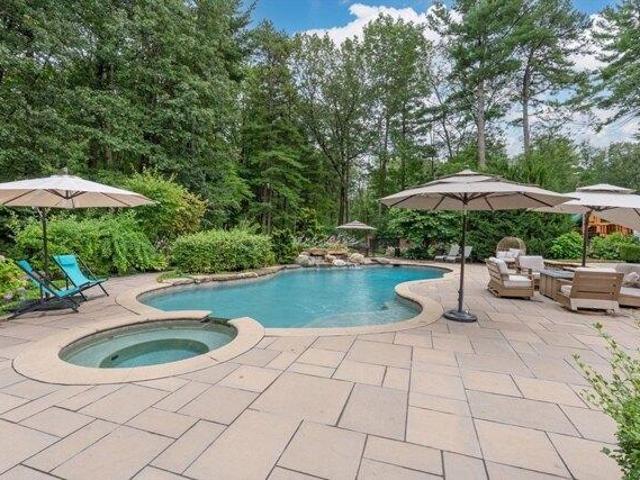 house with 6 bedroom, Chelmsford MA DS103435262
