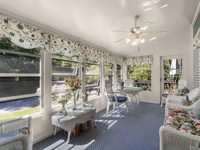 house with 6 bedroom, Chelmsford MA ES104233465