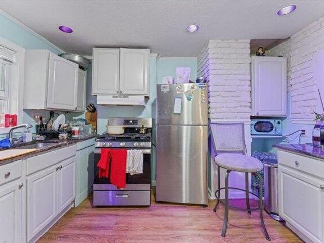 house with 6 bedroom, Chelsea MA DS103968704