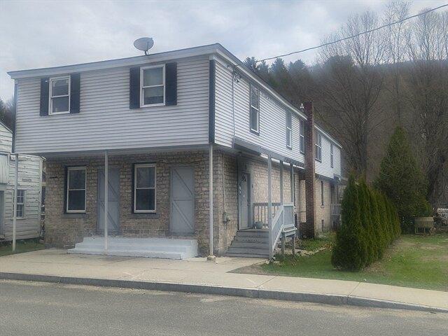 house with 6 bedroom, Chester MA DS104112232