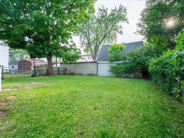 house with 6 bedroom, Chicopee MA DS103663205