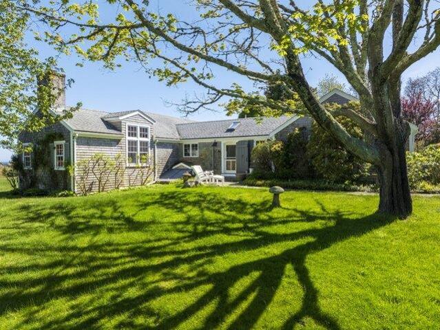 house with 6 bedroom, Chilmark MA DS103497547