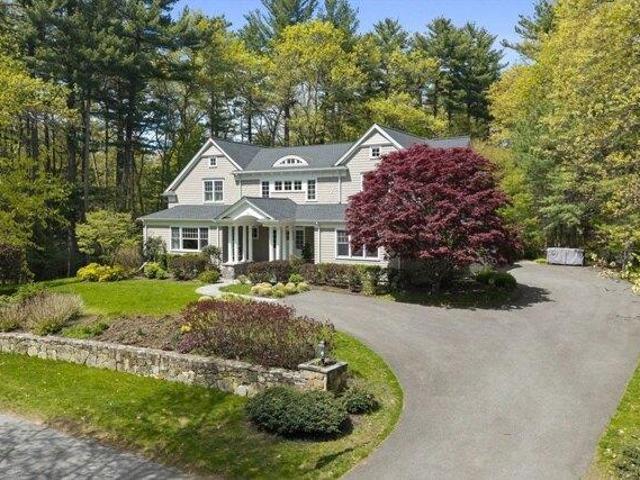 house with 6 bedroom, Concord MA DLS102371464
