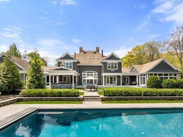house with 6 bedroom, Concord MA ES105141371