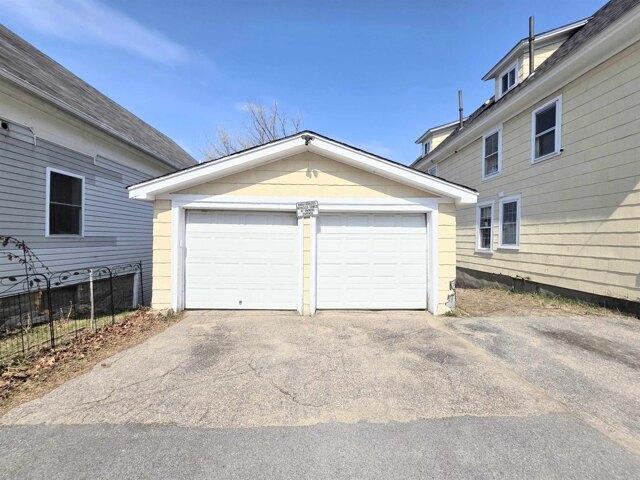 house with 6 bedroom, Concord NH DS103247593