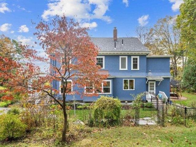 house with 6 bedroom, Concord NH ES103071851