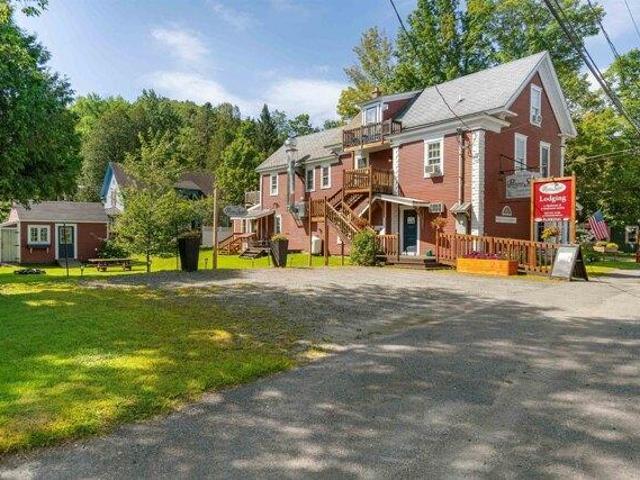 house with 6 bedroom, Colebrook NH DLS102591947