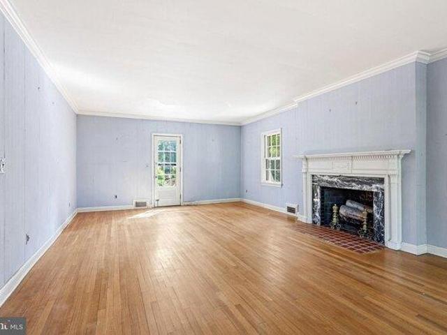 house with 6 bedroom, Collingswood NJ ES102827794