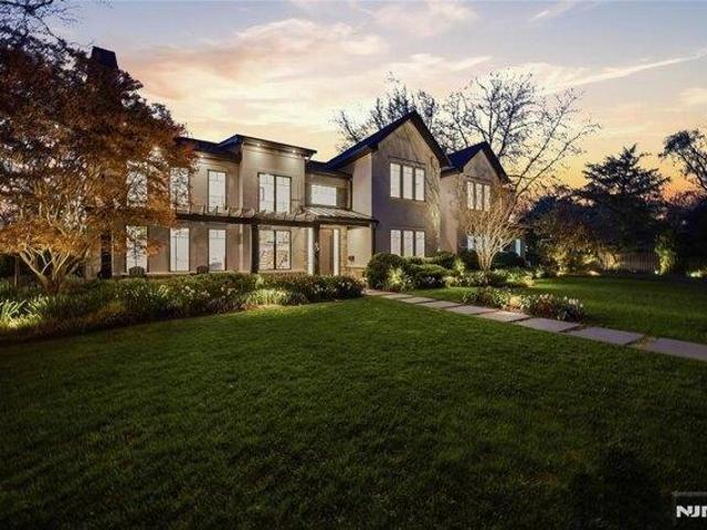 house with 6 bedroom, Closter NJ ES104608066