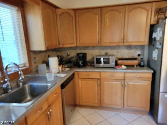 house with 6 bedroom, Clifton NJ ES104113847