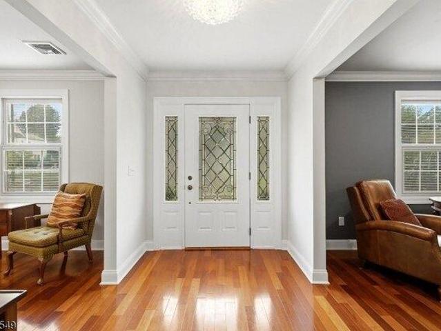 house with 6 bedroom, Cranford NJ ES104191216