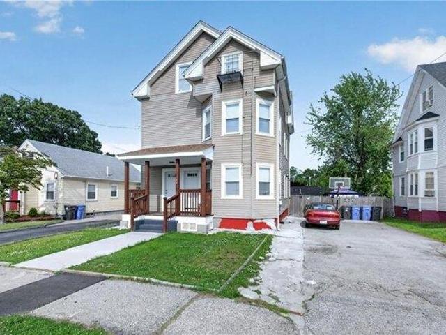 house with 6 bedroom, Cranston RI DS103969867