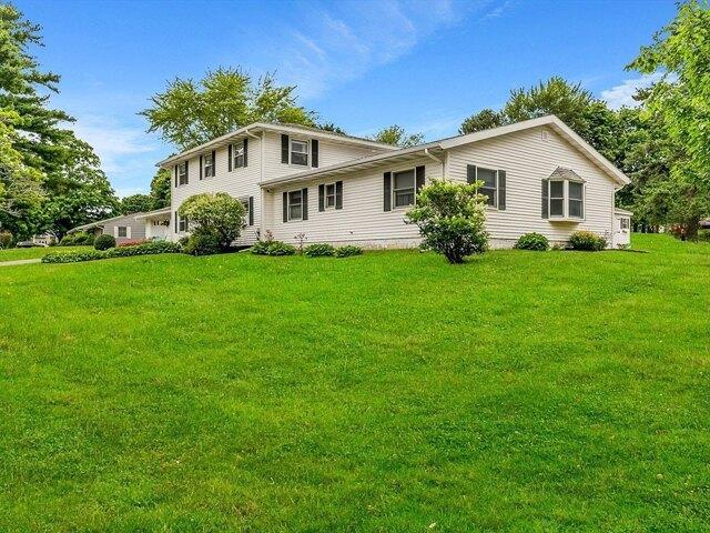 house with 6 bedroom, Danvers MA ES105109058