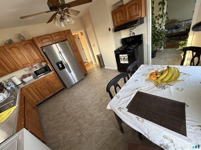 house with 6 bedroom, Danbury CT DS104330943