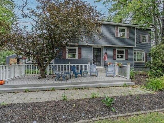 house with 6 bedroom, Deerfield NH ES105230855