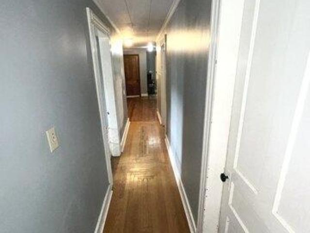 house with 6 bedroom, Derby CT ES104811163