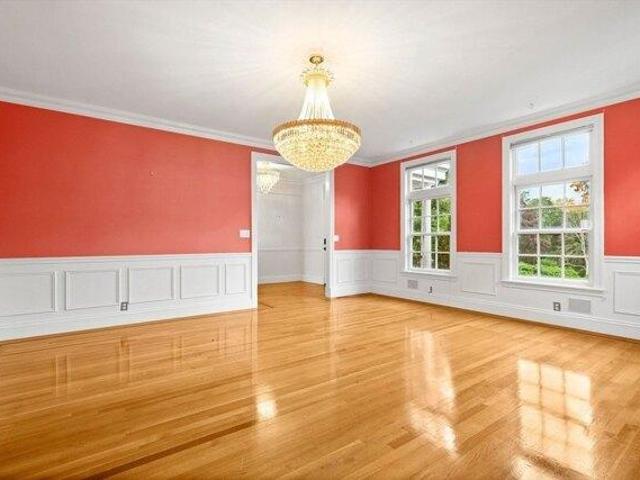 house with 6 bedroom, Dunstable MA ES104853358