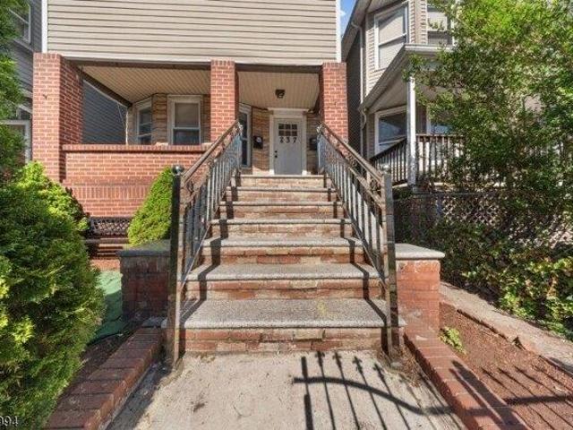 house with 6 bedroom, East Orange NJ DLS102028743