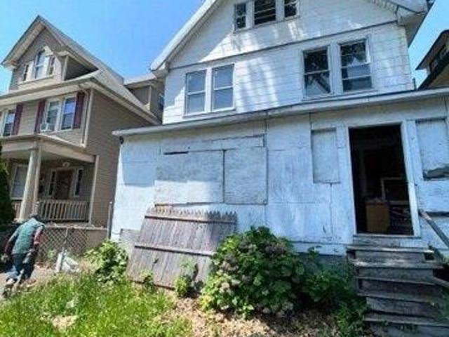 house with 6 bedroom, East Orange NJ DLS102063774