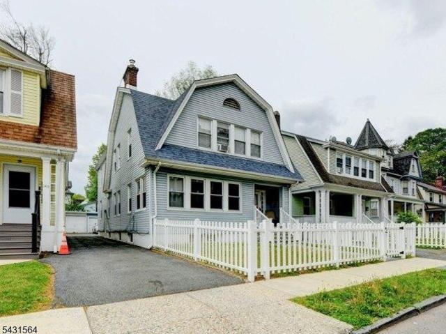 house with 6 bedroom, East Orange NJ DLS102254987