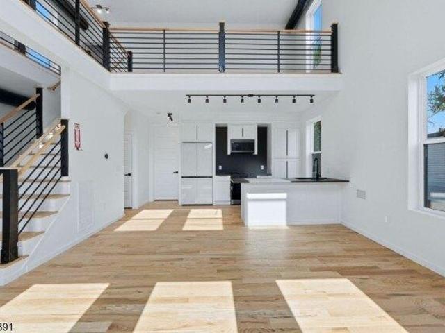 house with 6 bedroom, East Orange NJ ES104190441