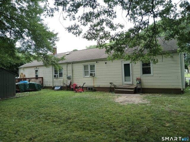 house with 6 bedroom, East Hartford CT DLS102476351