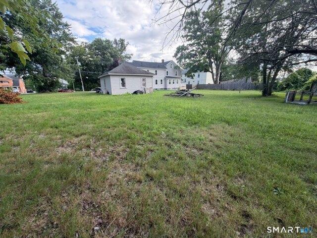 house with 6 bedroom, East Hartford CT ES105173685