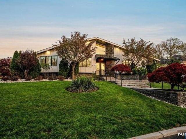 house with 6 bedroom, Englewood Cliffs NJ ES105159548